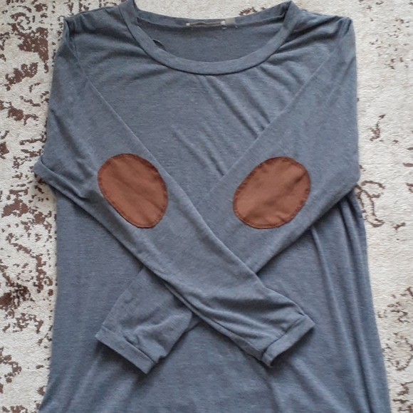 Maria Gabrrielle | Tops | Maria Gabrielle Gray Shirt Elbow Patches ...